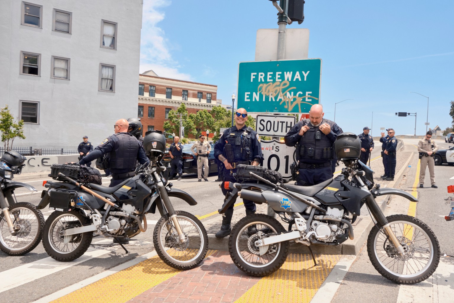 ‘No Kings’ March Draws Huge SF Crowd